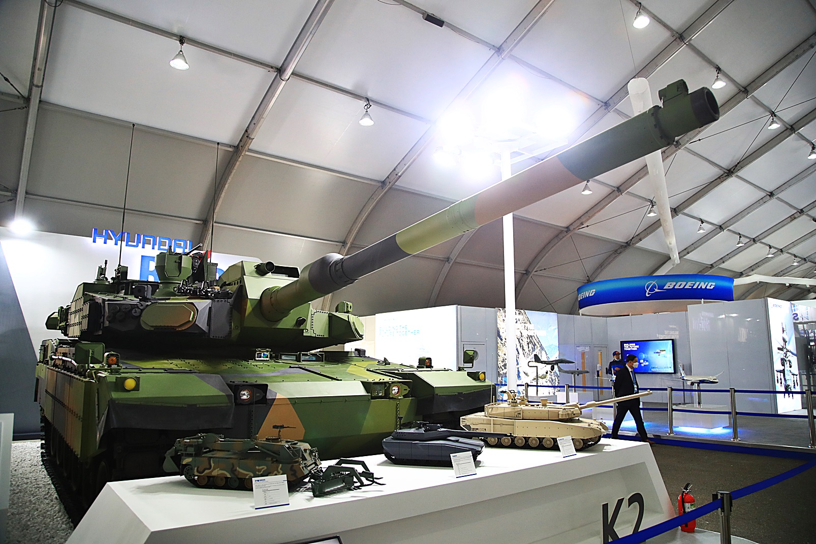 전시 · 세미나 - ADEX 21에 전시된 K2-NO 노르웨이 사양