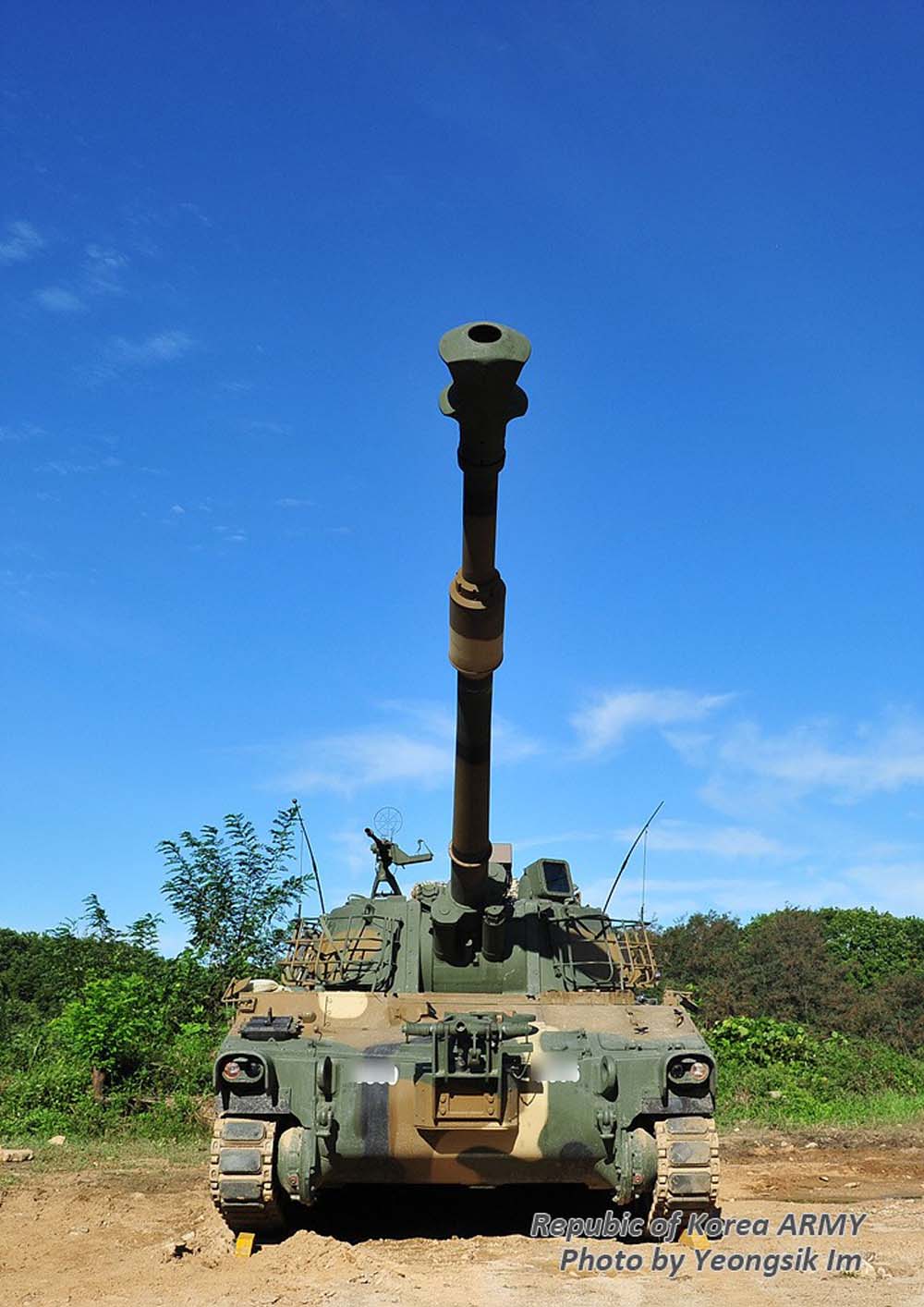 ROK 육군 - K55A1 자주포는 운용 중인 K55 자주포를 미래 작전환경에 적합하도록 성능을 개량한 장비