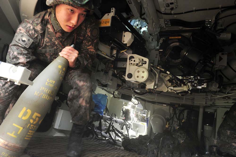 ROK 육군 - K55A1 자주포는 운용 중인 K55 자주포를 미래 작전환경에 적합하도록 성능을 개량한 장비