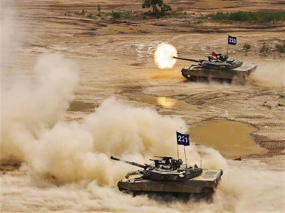 ROK 육군 - 강력한 기갑전투력을 구사...72년전 육군은 잊어랴! K1A2, K2흑표의 막강 위력!