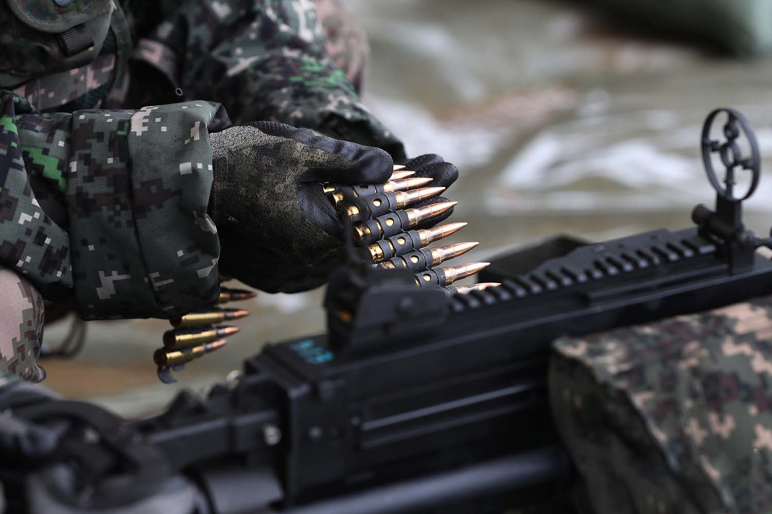 ROK 육군 - 육군7보병사단, K16 기관총 사격훈련