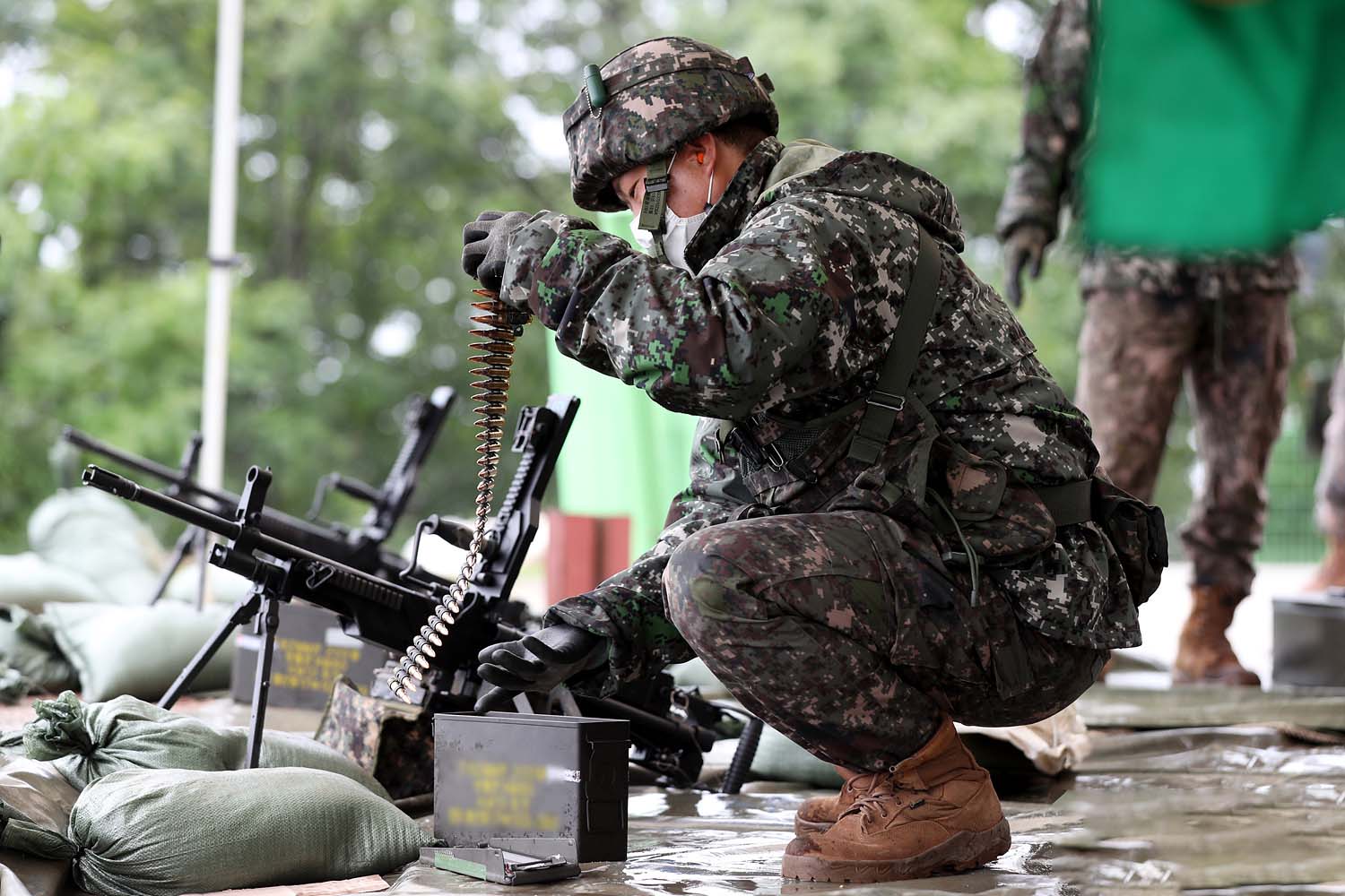 ROK 육군 - 육군7보병사단, K16 기관총 사격훈련