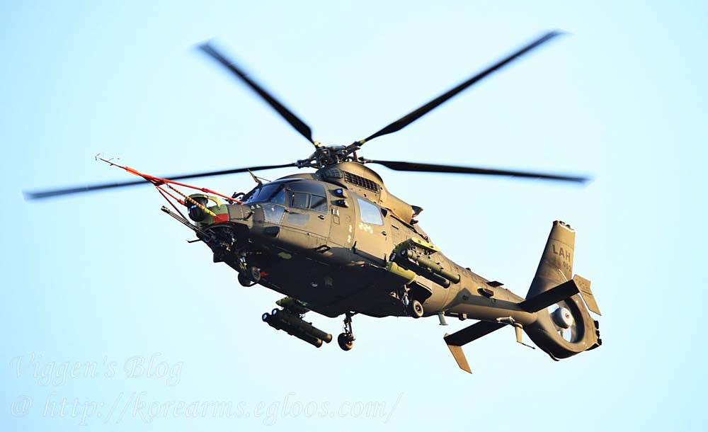 ROK 헬리콥터 - 420대 수출한다는 LCH와 2022년 개발완료되는 LAH 시험 비행 공격/무장 헬기