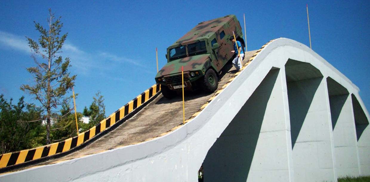 ROK 전술차량 - [사진 13장] 기아 K151 지휘 4인승 전술차량