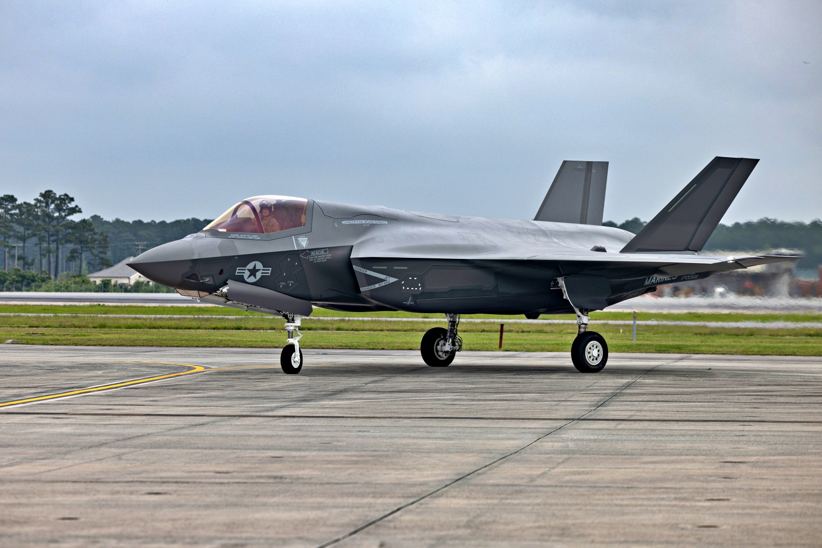 World 해병/특수 - 미 동부지역 해병대 최초 F-35B Lightning II 인수 VMFA-542