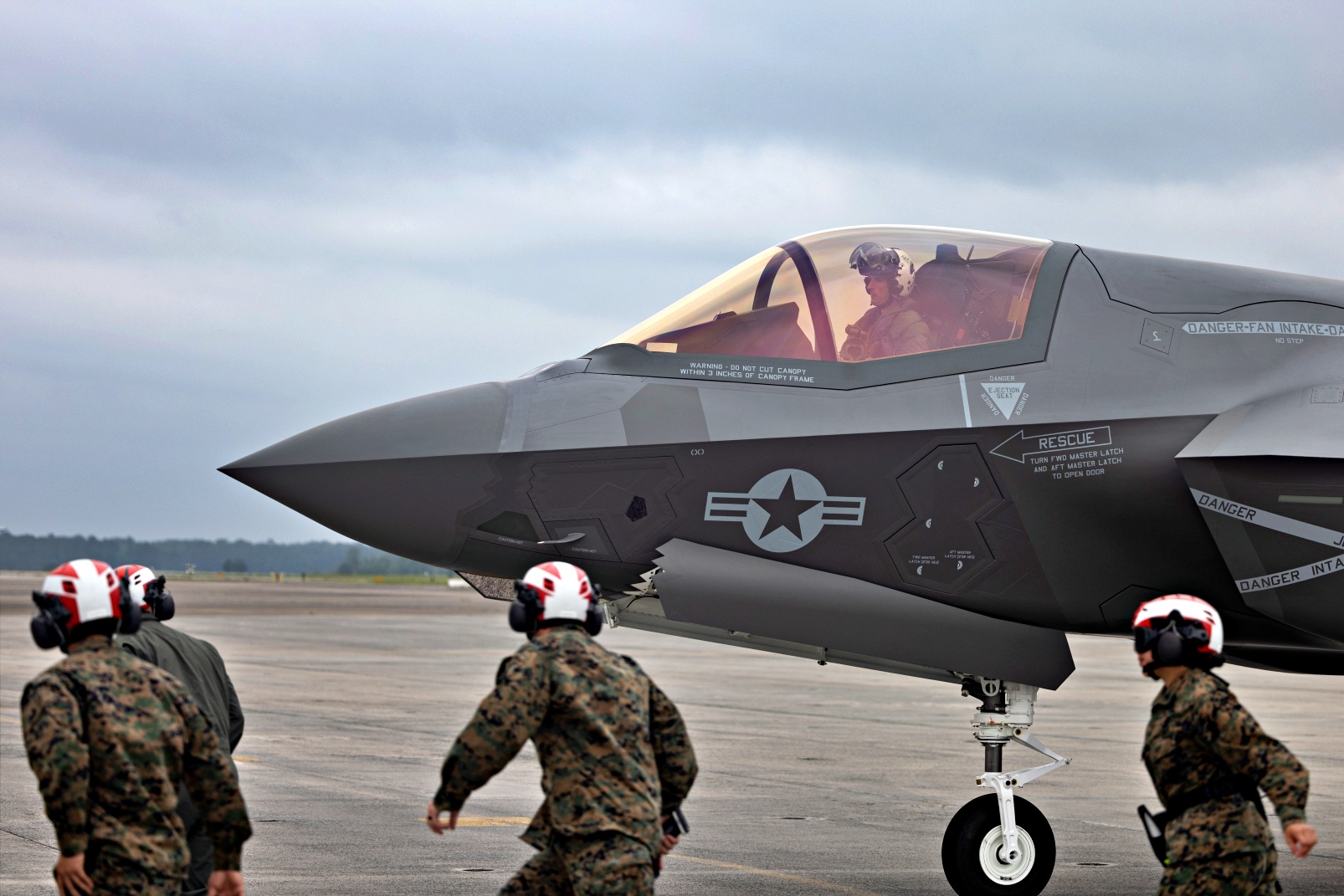 World 해병/특수 - 미 동부지역 해병대 최초 F-35B Lightning II 인수 VMFA-542