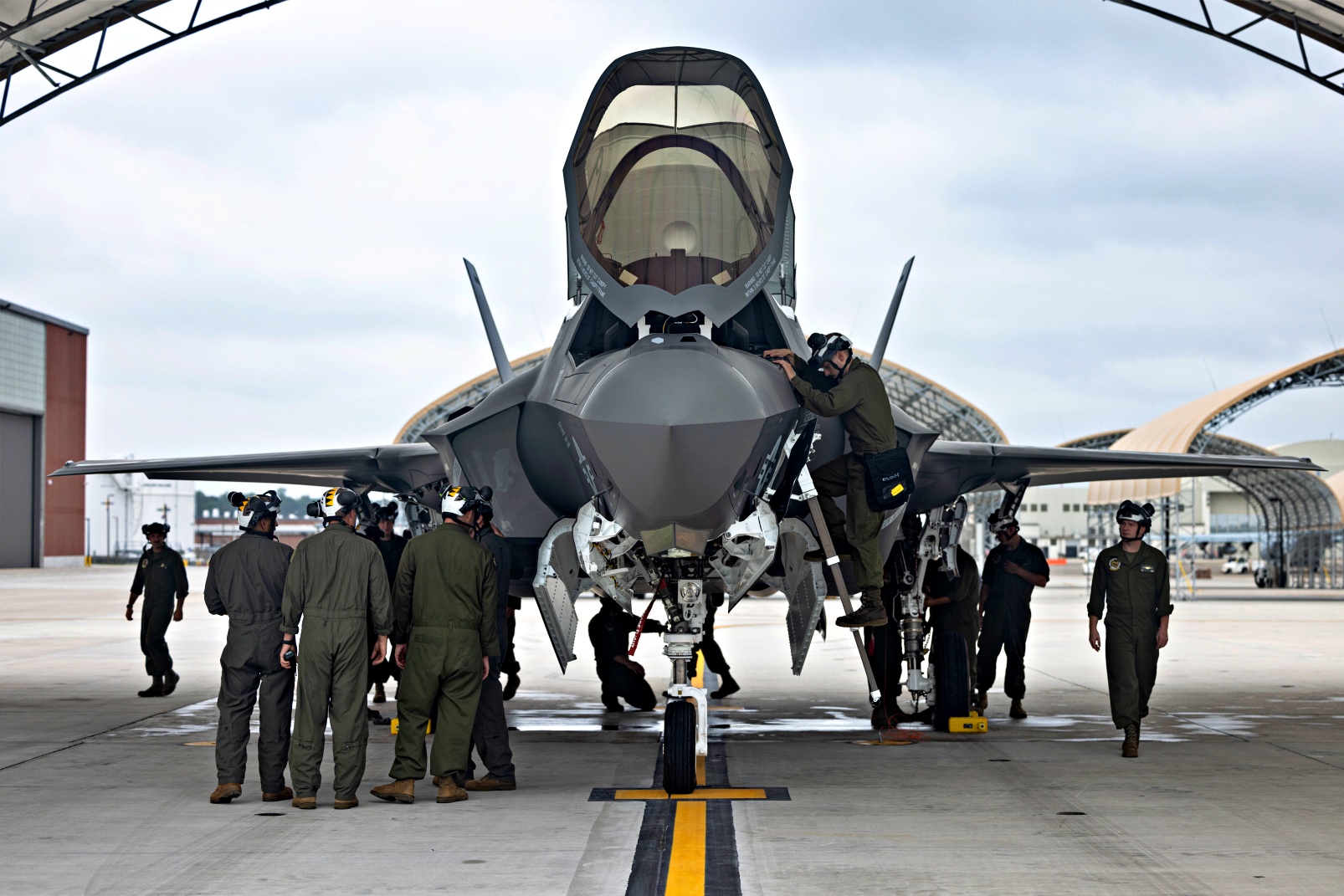 World 해병/특수 - 미 동부지역 해병대 최초 F-35B Lightning II 인수 VMFA-542