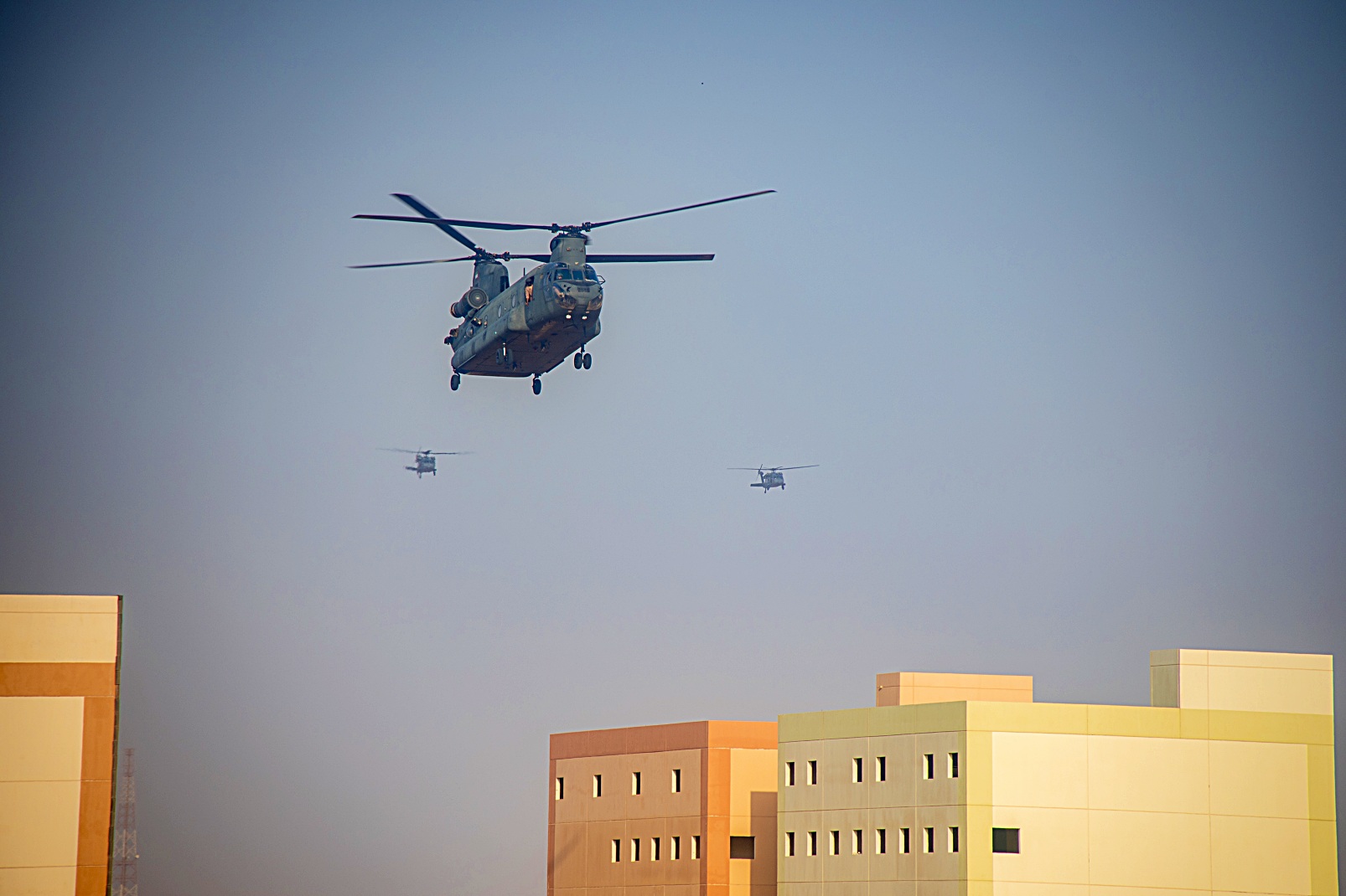 World 헬리콥터 - UAE 대통령경호대 CH-47 헬기 Intrepid Maven 22.4 훈련참가