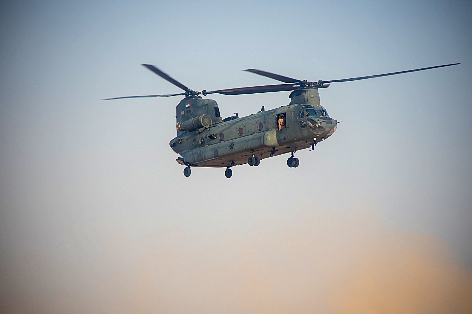 World 헬리콥터 - UAE 대통령경호대 CH-47 헬기 Intrepid Maven 22.4 훈련참가