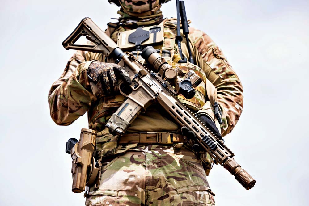 World 대중소화기 - 영국육군 신형 AIW 소총 L403A1 도입