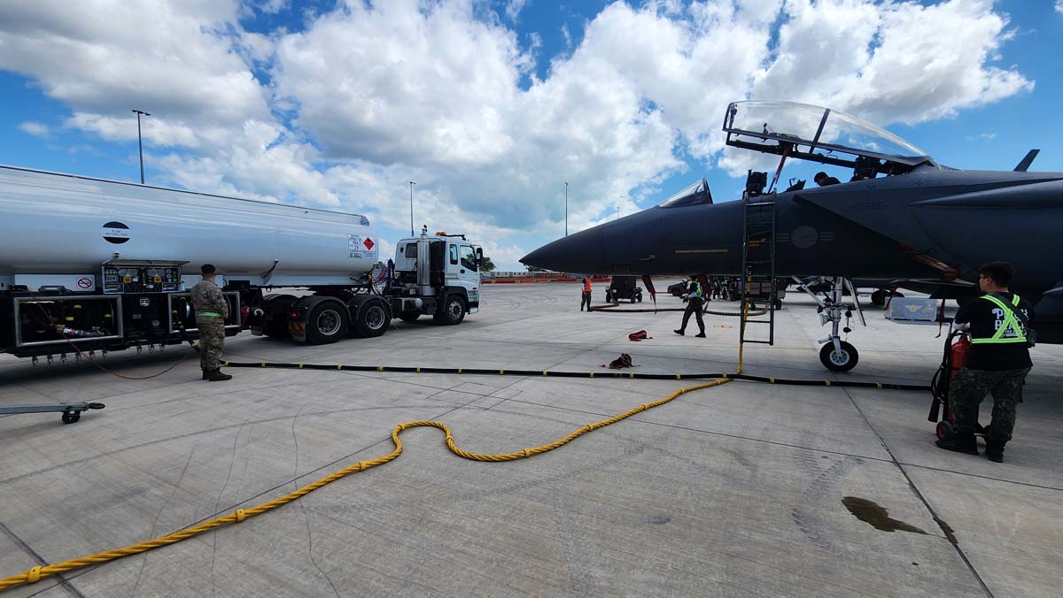 메인추출 - [현장 15장] F-15K 출격, 다국적 연합공중훈련 '피치블랙’ 훈련…필리핀 FA-50PH도 출격