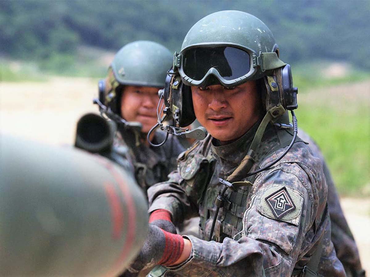 메인추출 - 강력한 기갑전투력을 구사...72년전 육군은 잊어랴! K1A2, K2흑표의 막강 위력!